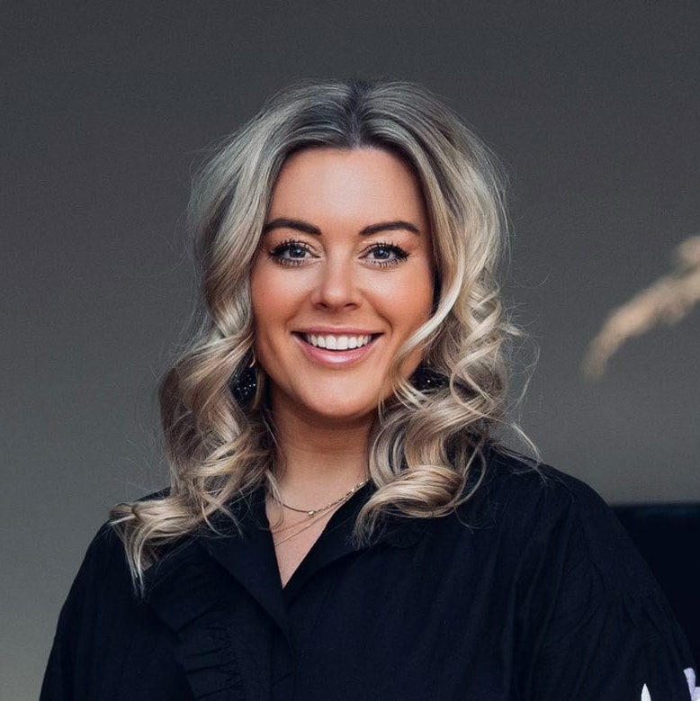 Over ons - Aankoopmakelaar | Mariet & Emmely Kamphuis